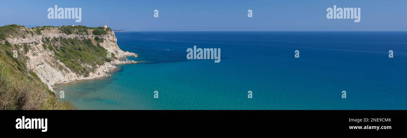 Beautiful beach on the Greek island of Corfu, blue lagoon, natural ...