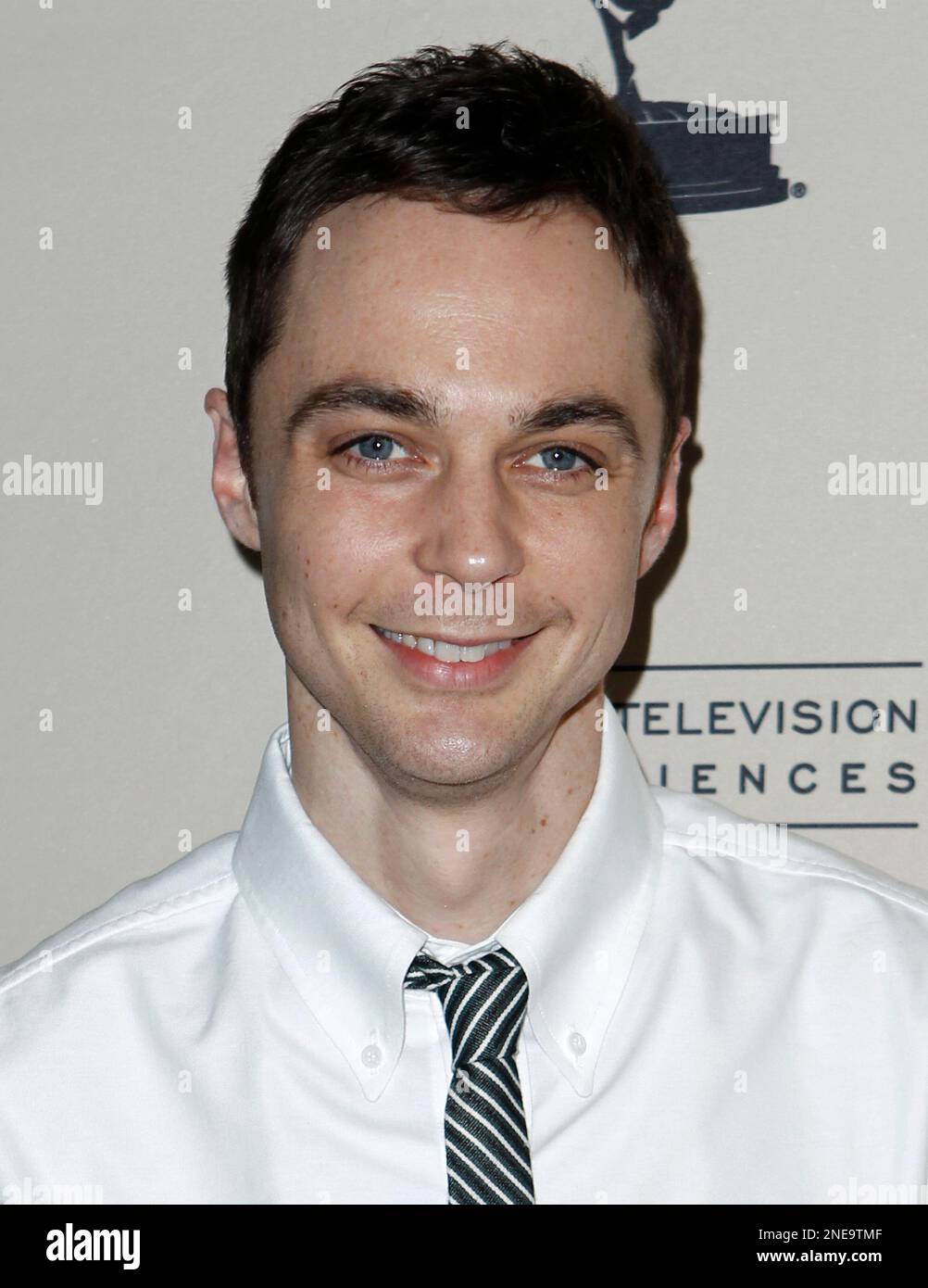Cast member Jim Parsons arrives at An Evening with "The Big Bang Theory ...