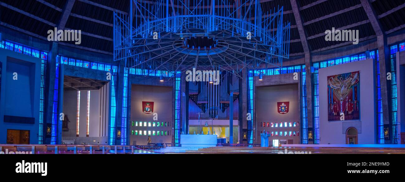 Modern church altar hi-res stock photography and images - Alamy