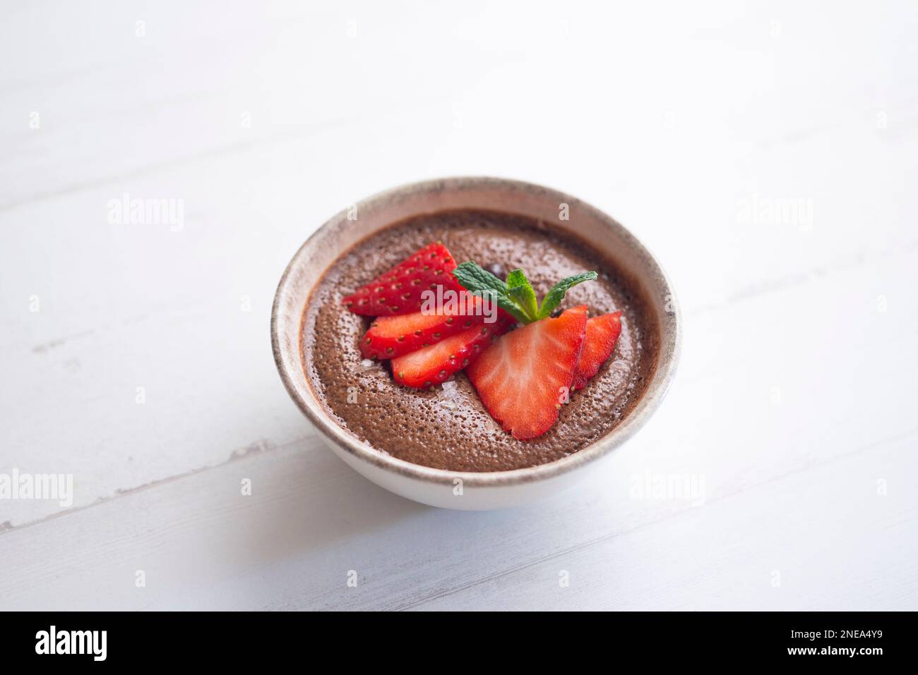 Chocolate mousse a dessert of French origin, whose base is egg white ...