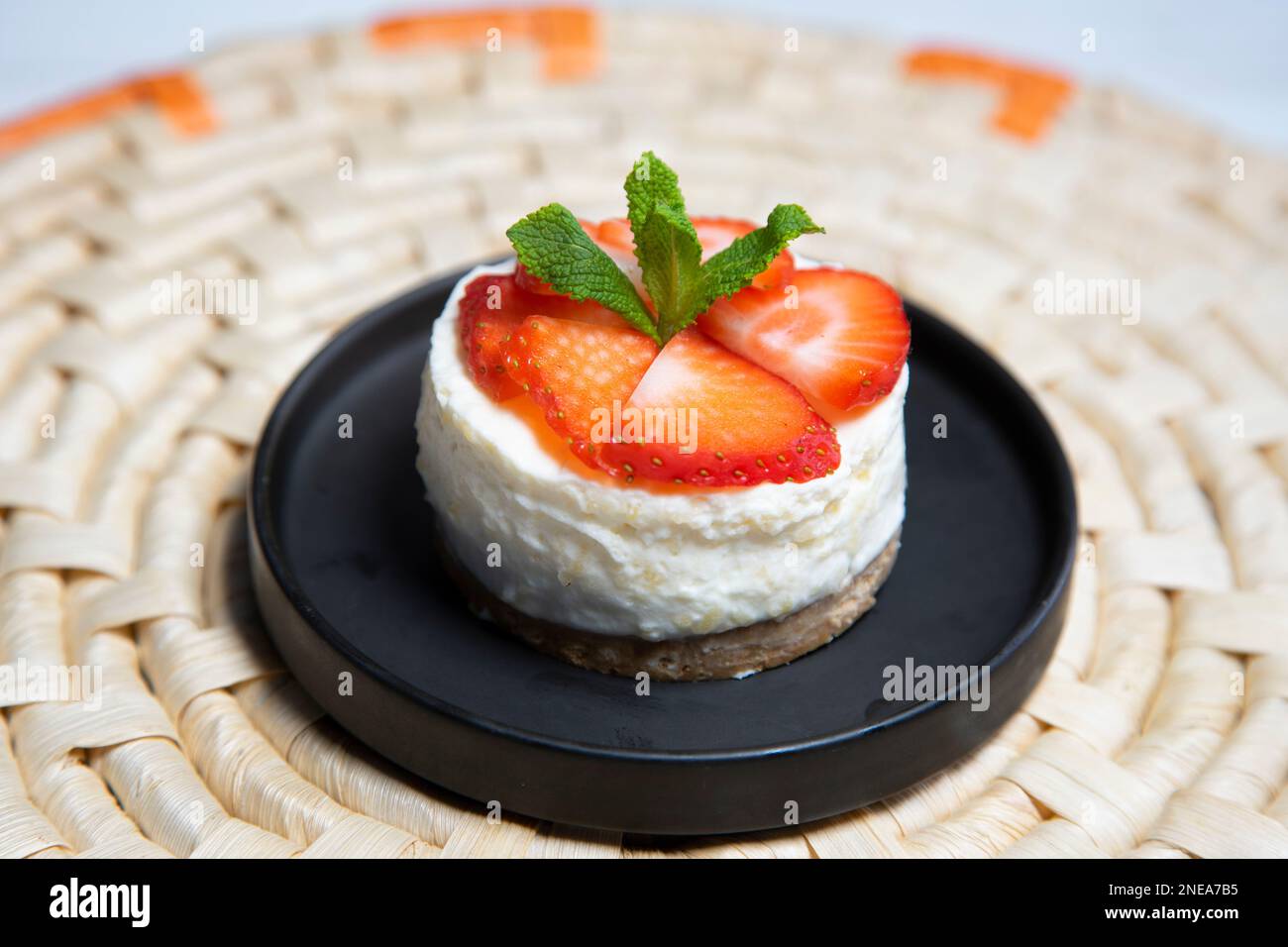 Cake mousse is a dessert of French origin, whose base is egg white ...