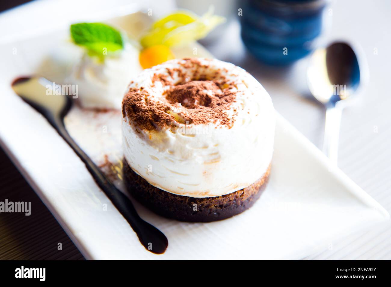 Chocolate mousse a dessert of French origin, whose base is egg white ...
