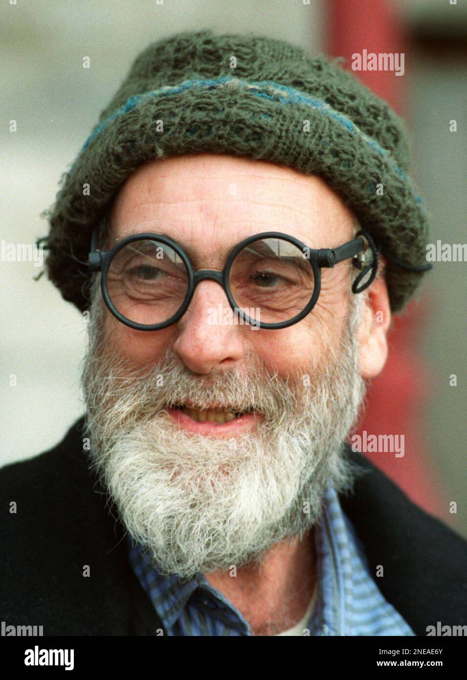 ARCHIV - Der oesterreichische Kuenstler Friedensreich Hundertwasser ...