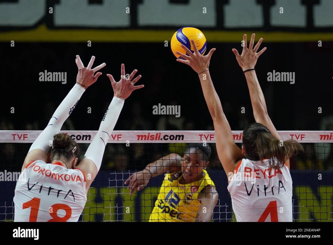 ISTANBUL, TURKIYE - NOVEMBER 02, 2022: Irina Voronkova and Beyza Arici ...