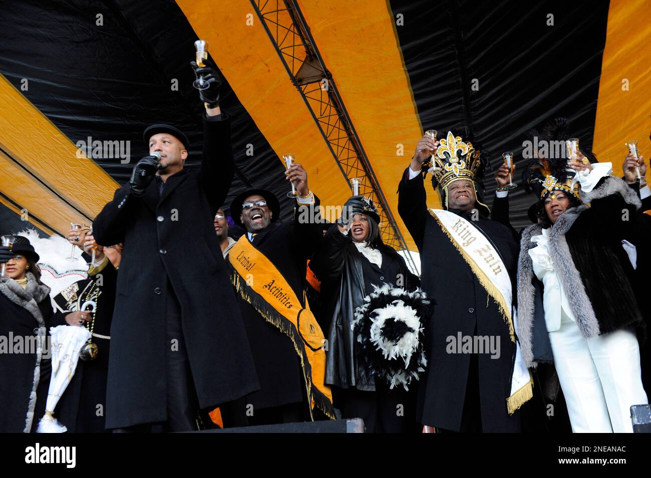 New Orleans Mayor Ray Nagin toasts member of the Zulu Social Aid and ...