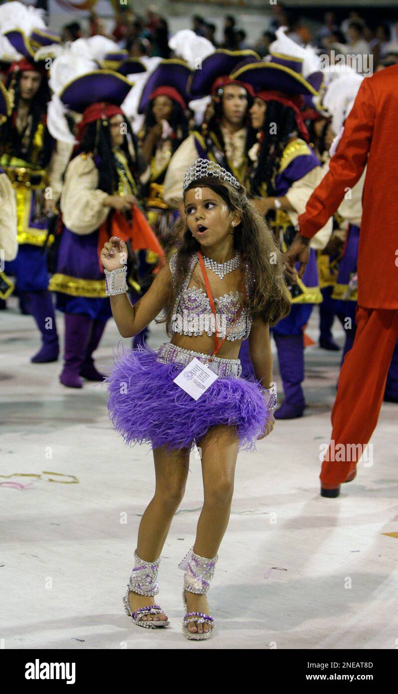 Julia Lira, 7, queen of the drums' section of Viradouro samba school ...