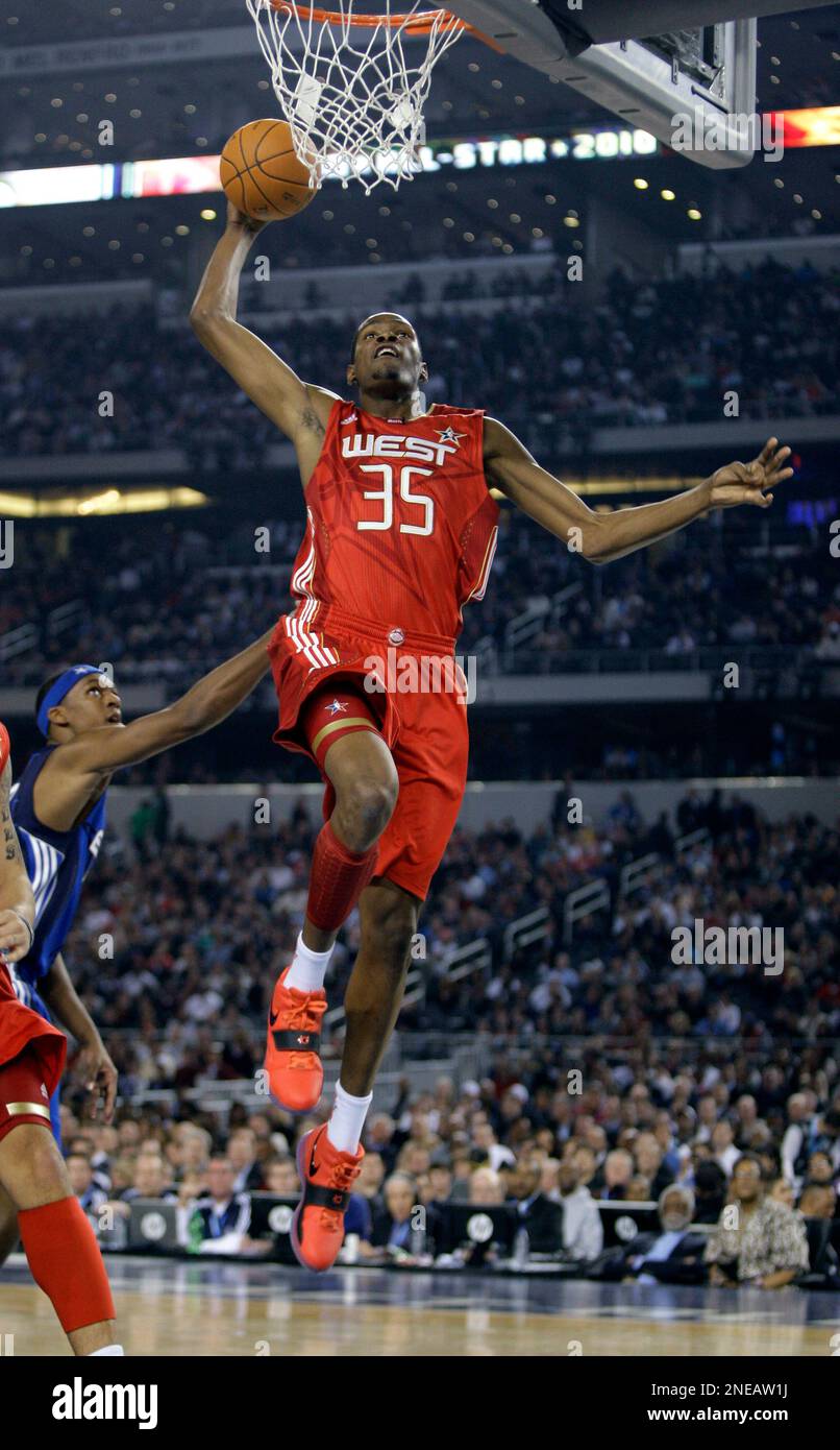 Basketball Players Dunking Kevin Durant