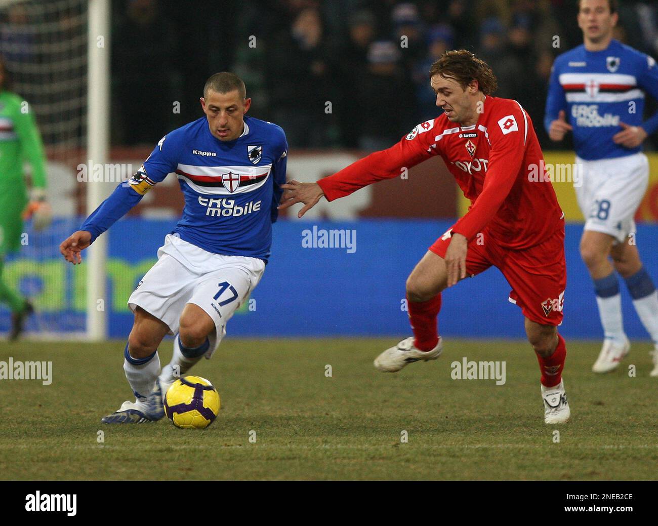 Sampdoria midfielder Angelo Palombo, left, controls the ball away from ...