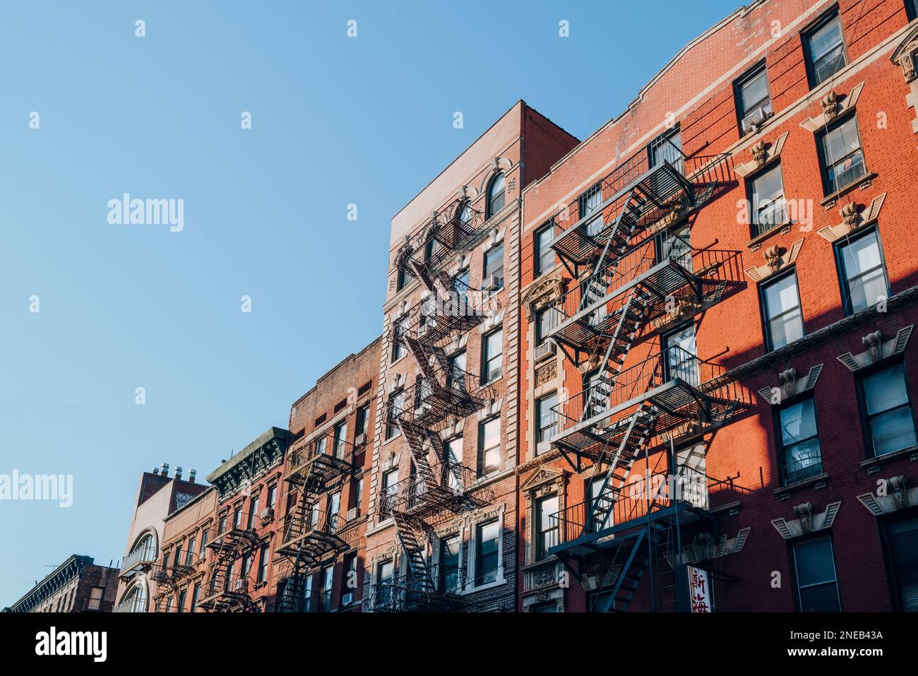 New York, USA - November 22, 2022: Row of typical New York apartment ...