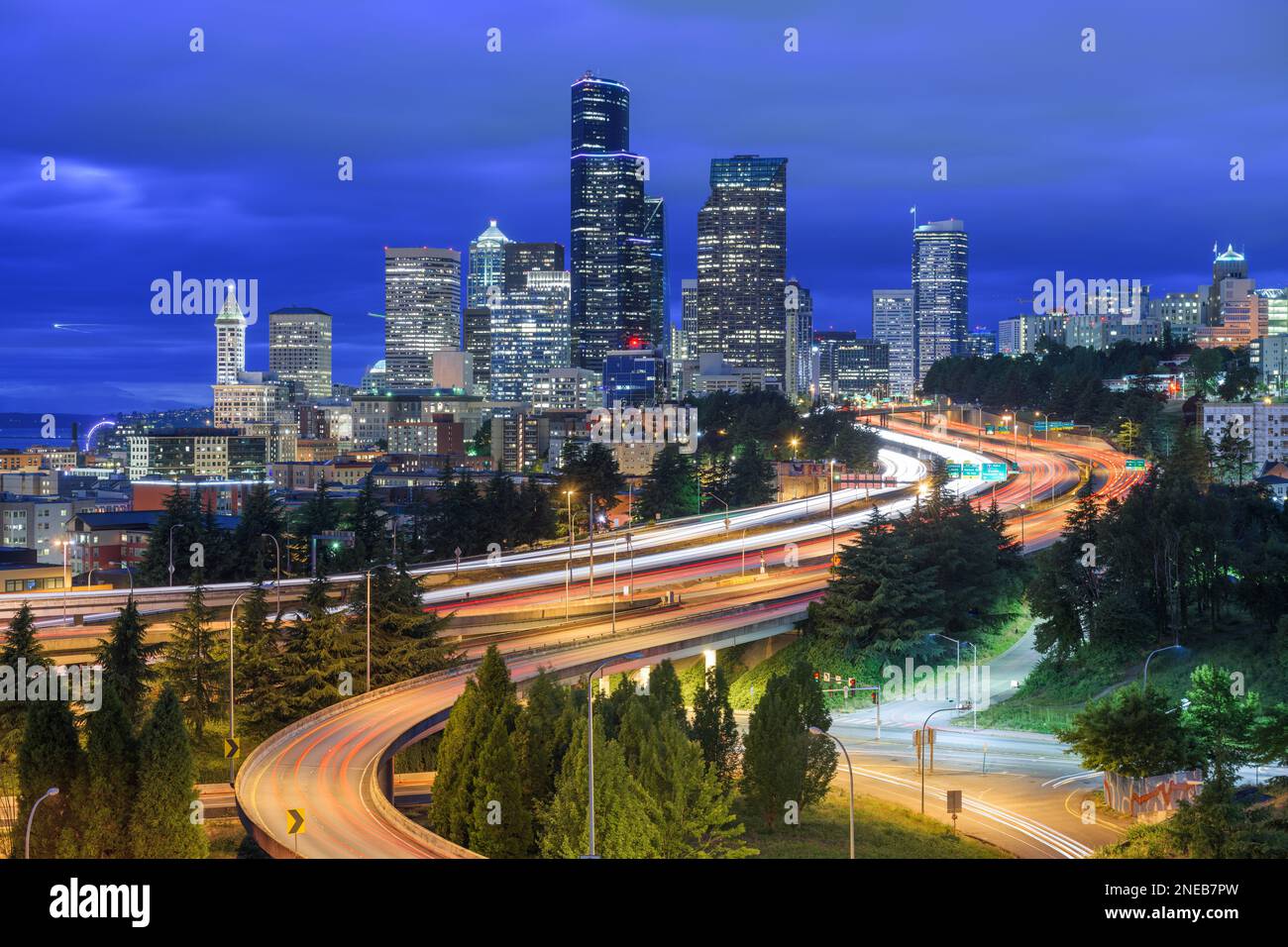 Seattle, Washington, USA downtown skyline and highways at dusk Stock ...