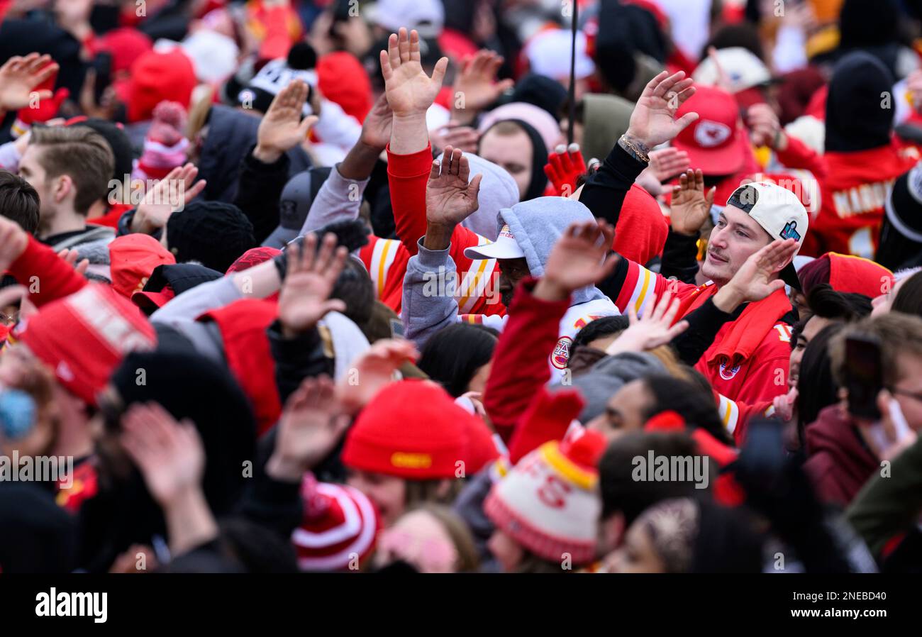 Kansas City Chiefs fans do the tomahawk chop during the Chiefs' victory ...