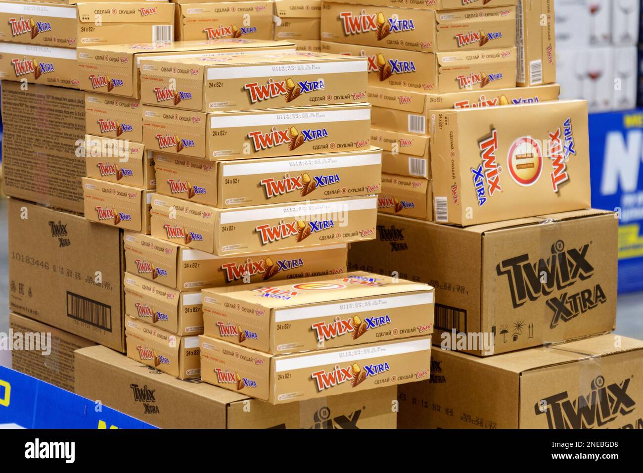 Tyumen, Russia-January 26, 2023: Twix candy bars xtra. Illustrative ...