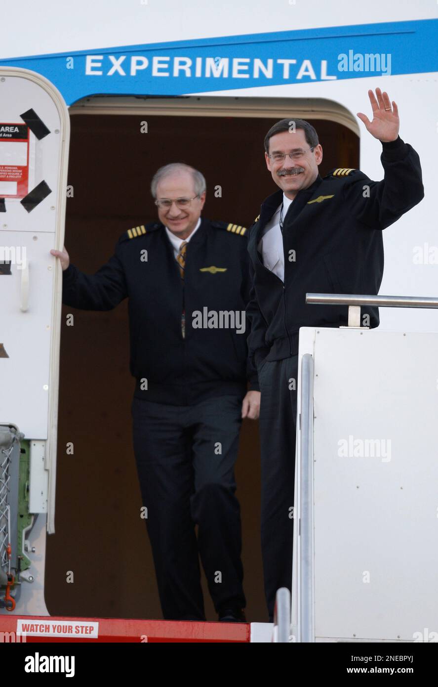 Capt. Mark Feuerstein, right, Boeing Co.'s chief 747 pilot, and first ...