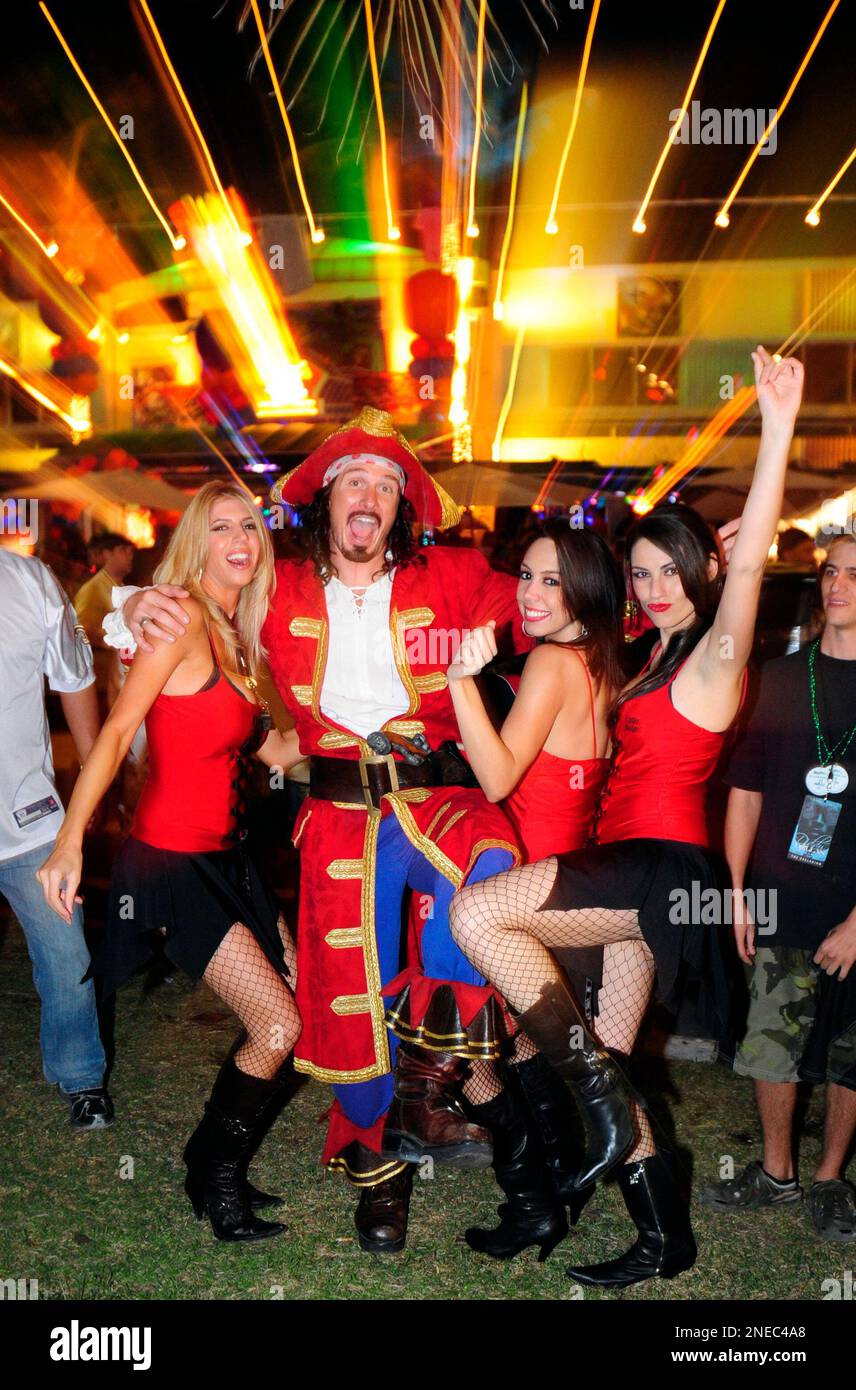 Captain Morgan and the Morganettes participate in the Super Bowl ...