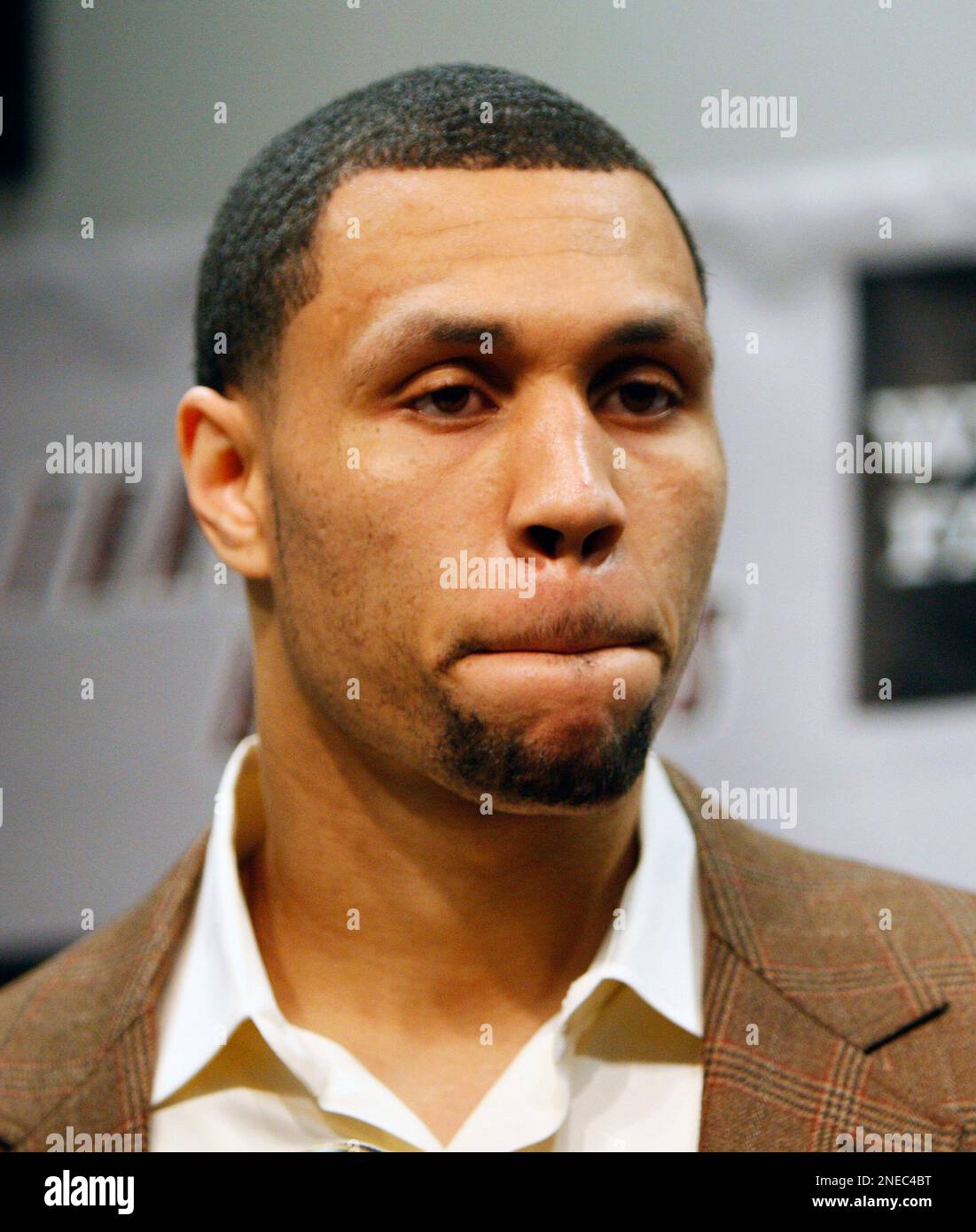 Portland Trail Blazers' Brandon Roy makes remarks during a news ...
