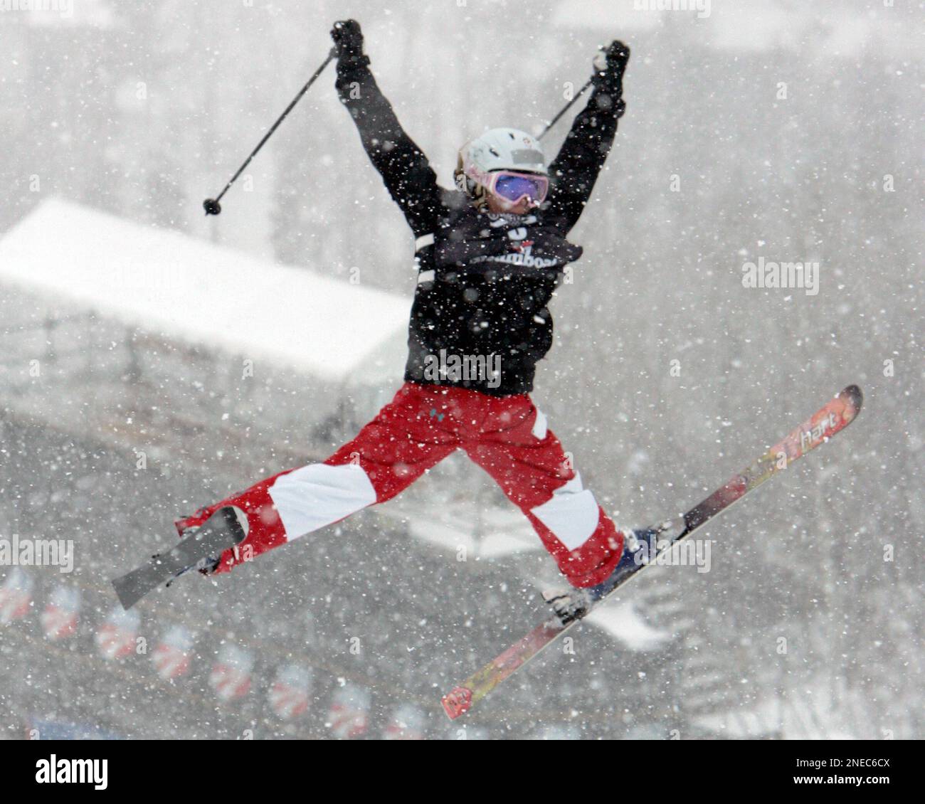 In this photo taken on Wednesday, Dec. 23, 2009, Michelle Roark from ...