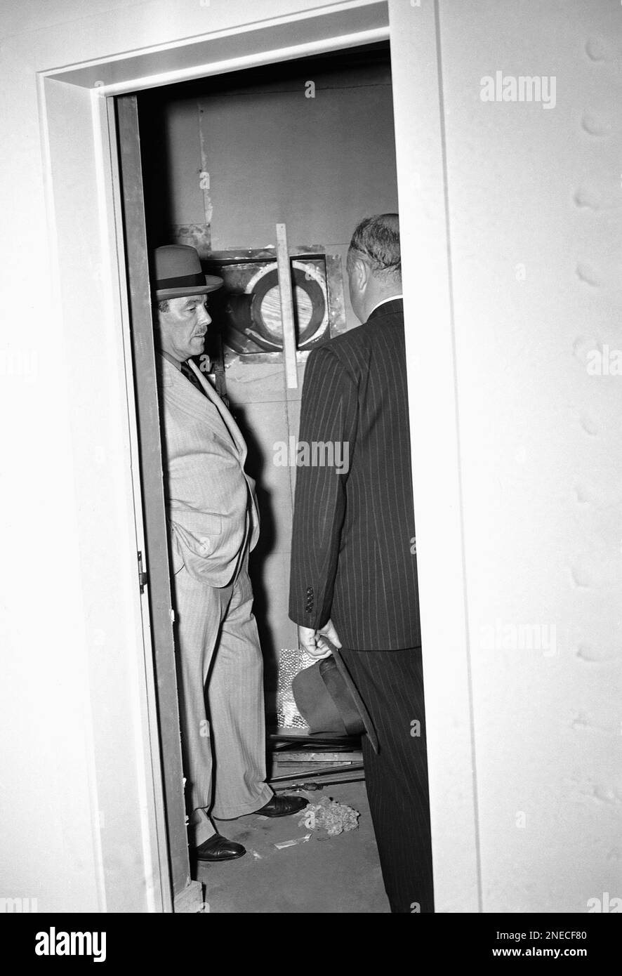 Grover Whalen, left, President of the New York world?s fair, stands ...