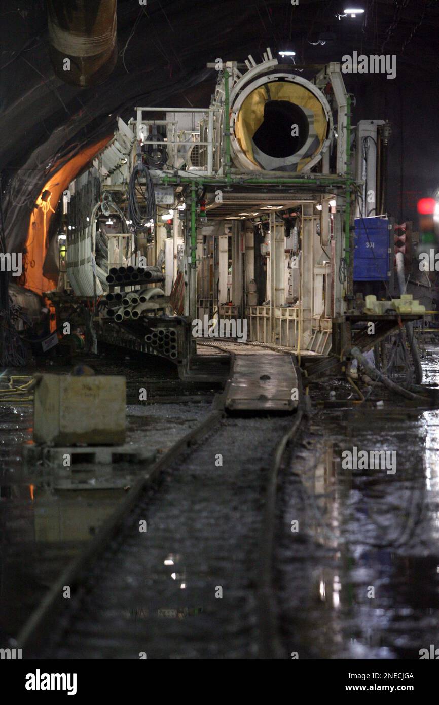 The tunnel-boring machine that carved out the massive cavern for the ...
