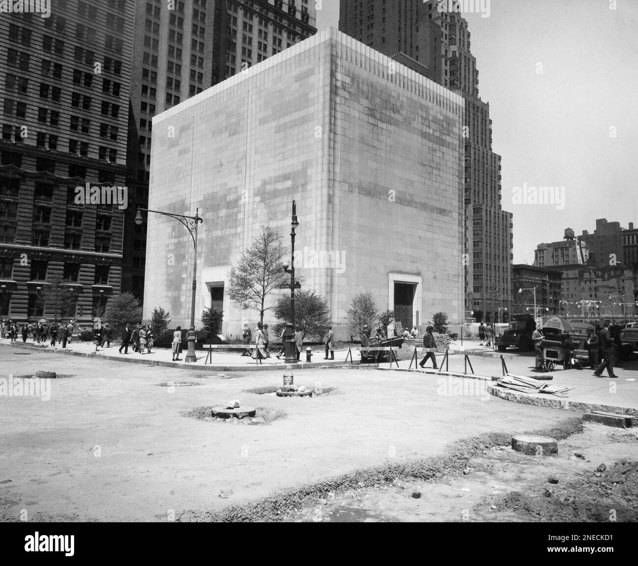 Manhattan Blower Building at the Brooklyn Battery Tunnel, May 29, 1950 ...
