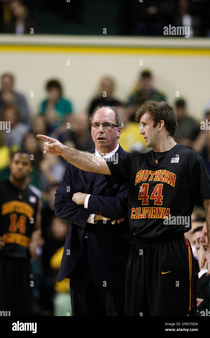 Southern California's Mike Gerrity (44) talks with his coach Kevin O ...