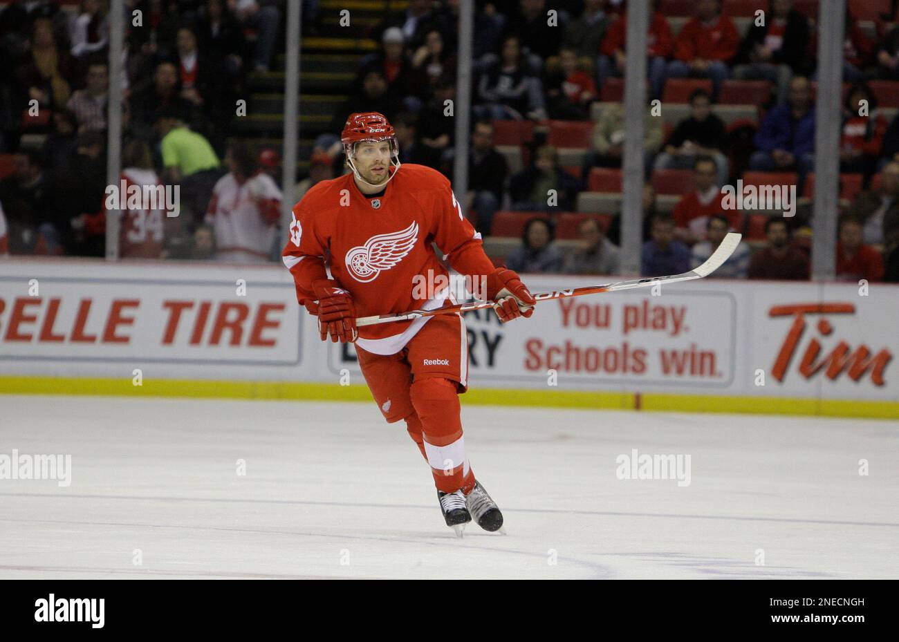 Detroit Red Wings defenseman Brad Stuart skates against the Dallas ...
