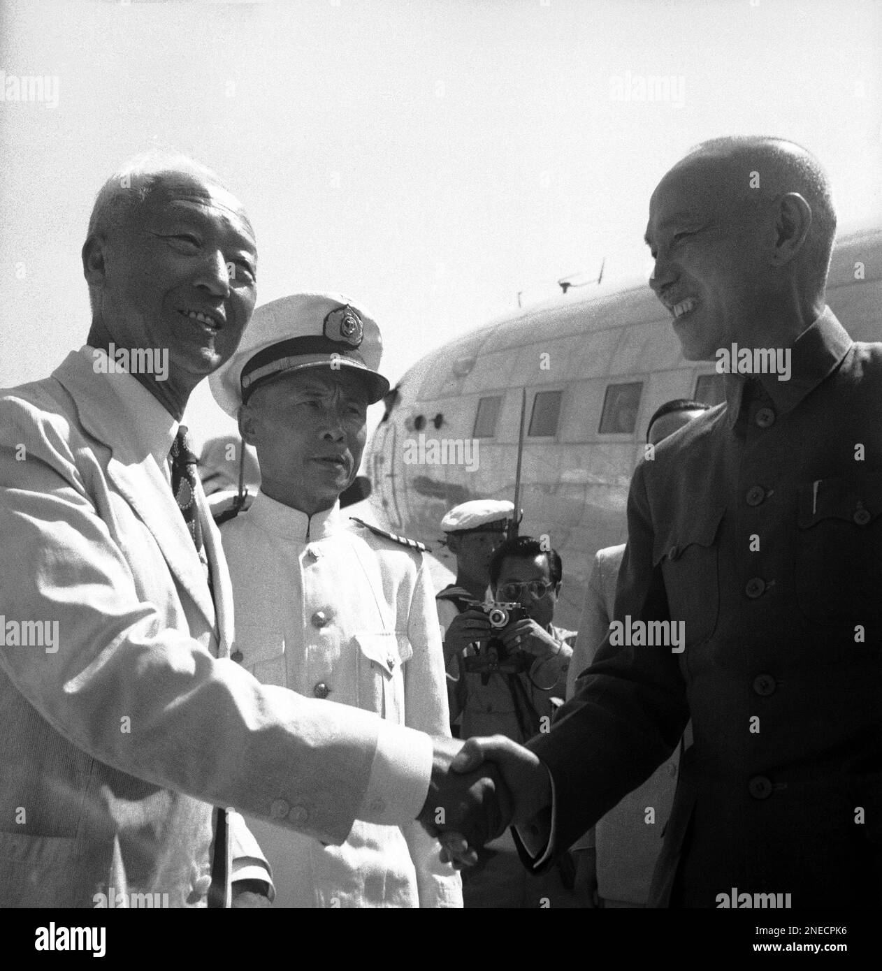 Generalissimo Chiang Kai-Shek (right) and President Syngman Rhee of the ...