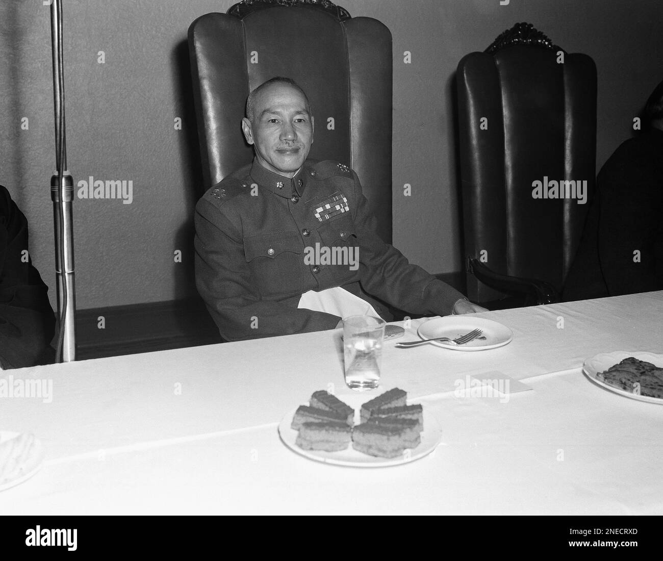 Gen. Chiang Kai-shek in 1948 Stock Photo - Alamy