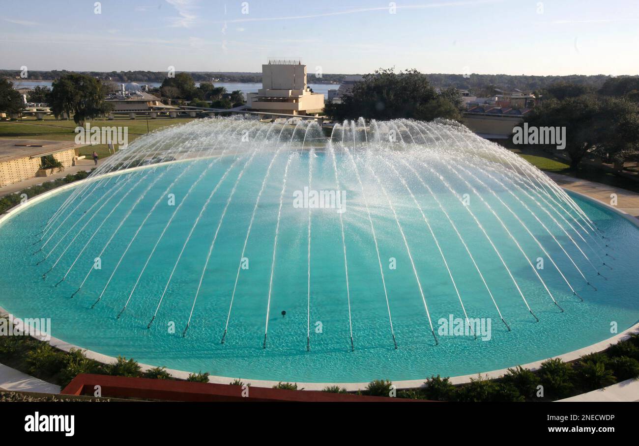 This photo taken Jan. 28, 2010 shows the water dome fountain that was ...
