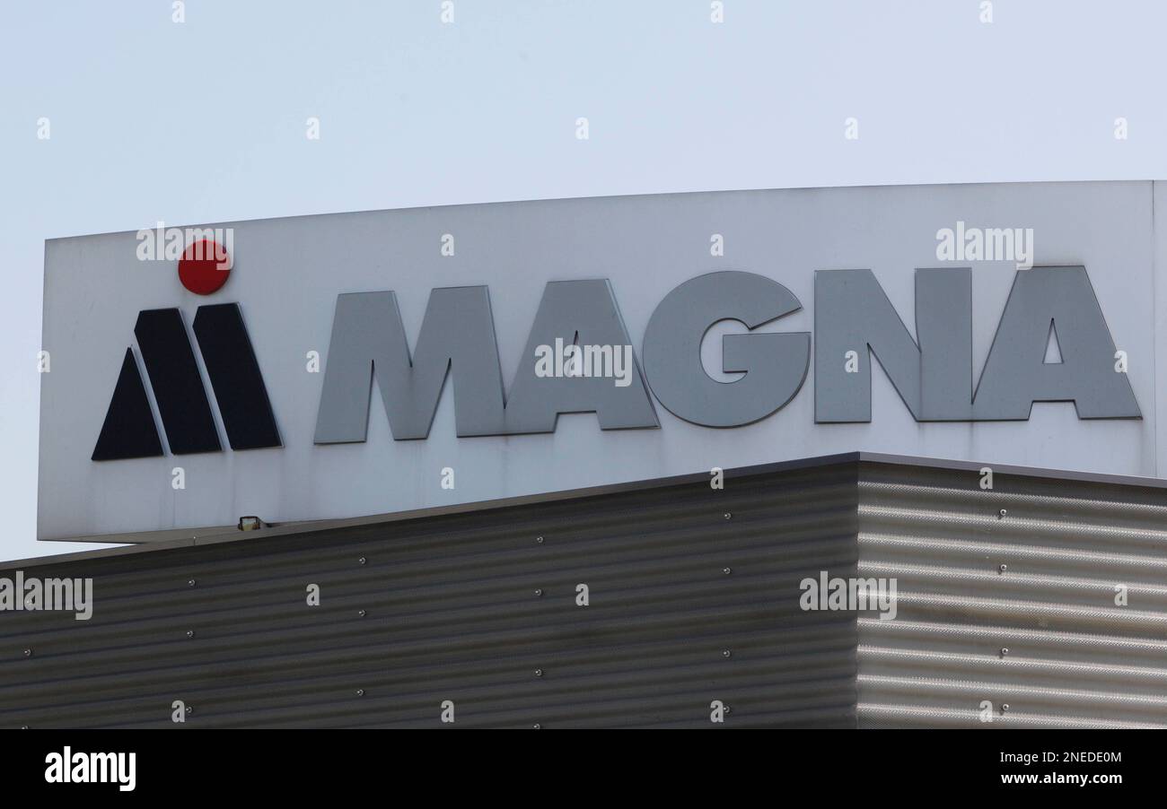 ARCHIV - Das Logo der oesterreichisch-kanadischen Firma Manga Steyr ist ...