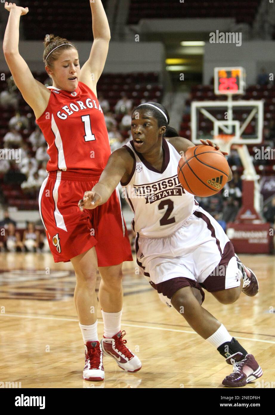 Georgia guard Ashley Houts (1) jumps to protect the basket as ...