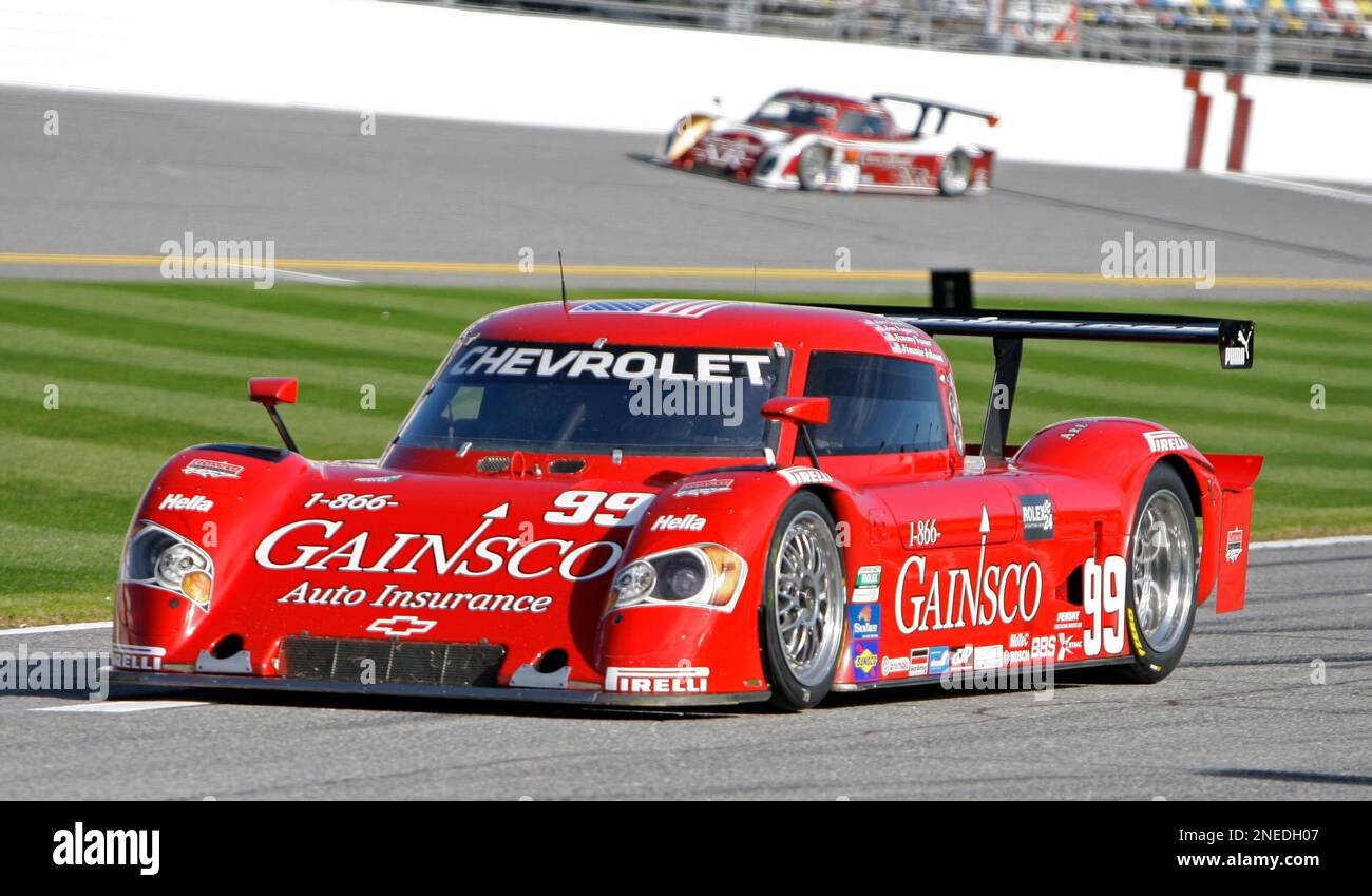 Alex Gurney drives the Gainsco/Bob Stalling Racing Chevrolet/Riley ...