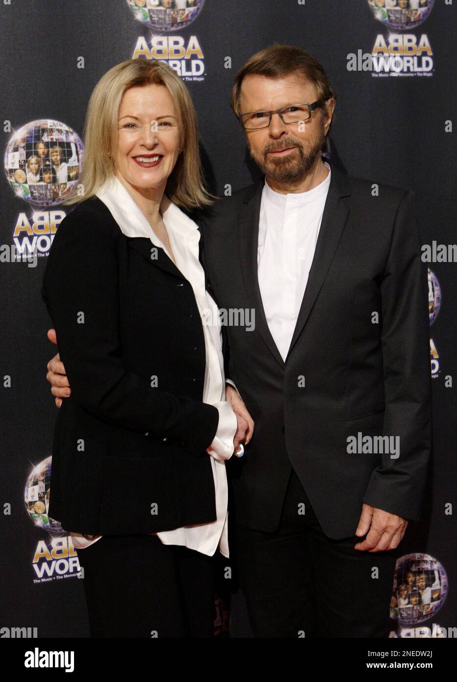 Swedish popstars Bjorn Ulvaeus and Anni-Frid 'Frida' Synni Lyngstad ...