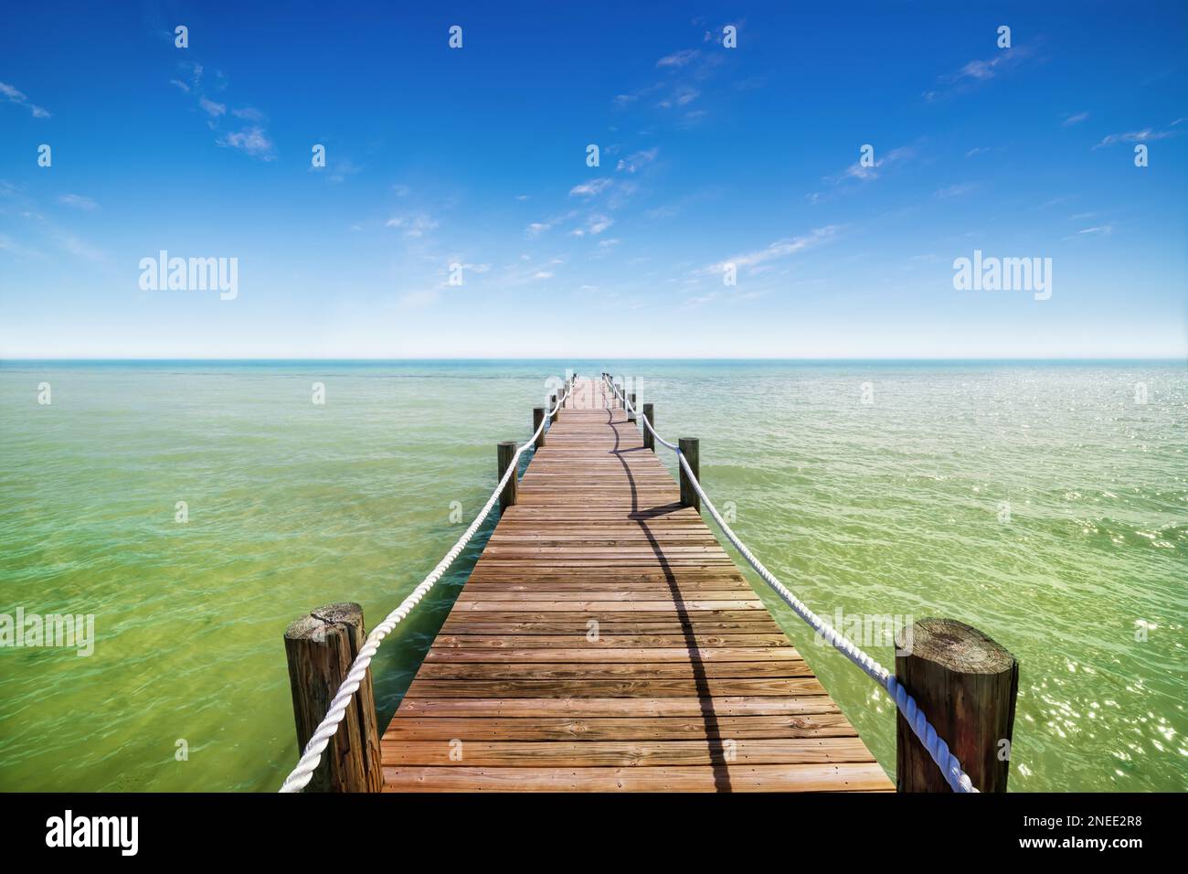 dock at the florida keys Stock Photo - Alamy