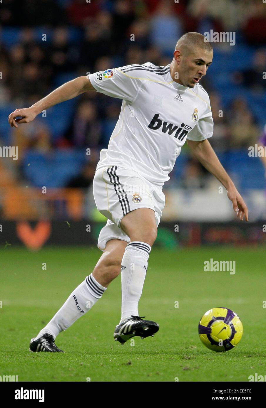 Real Madrid's Karim Benzema of France controls the ball during a ...