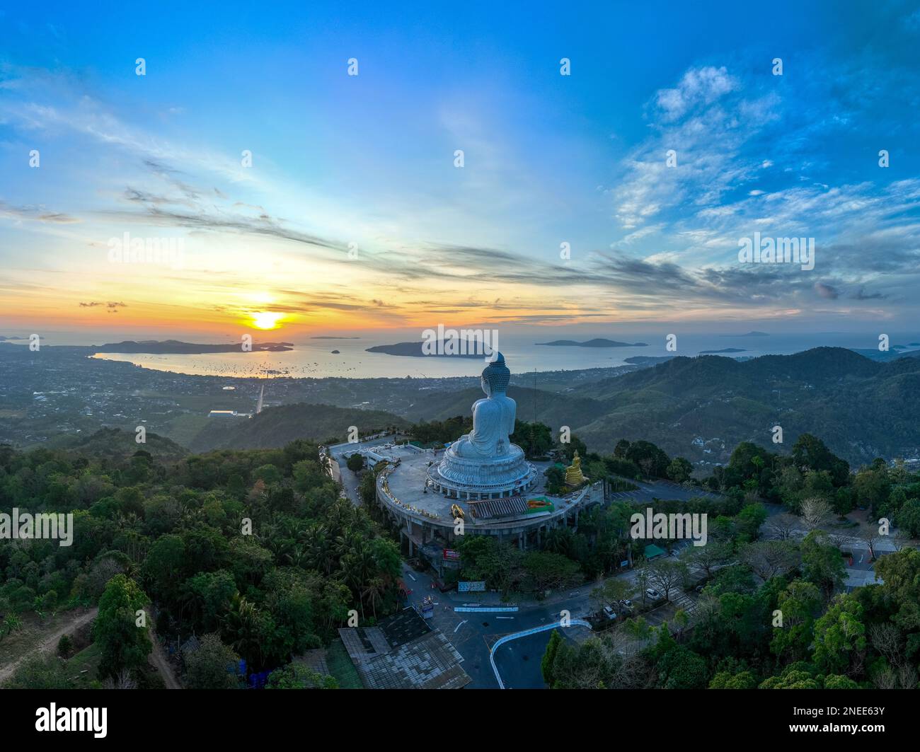 aerial photography scenery blue sky and blue ocean behind Phuket white ...