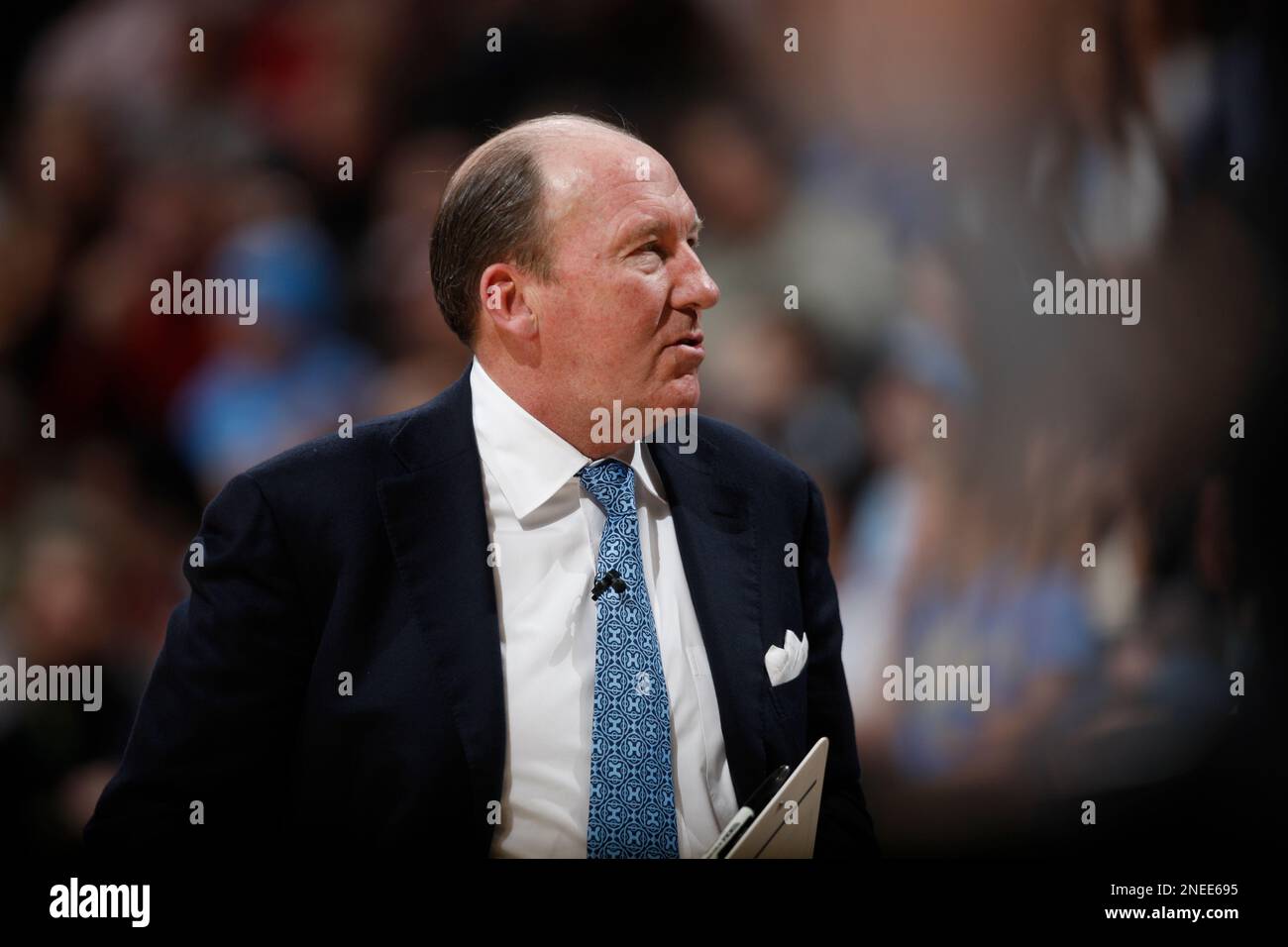Los Angeles Clippers head coach Mike Dunleavy looks on against the ...