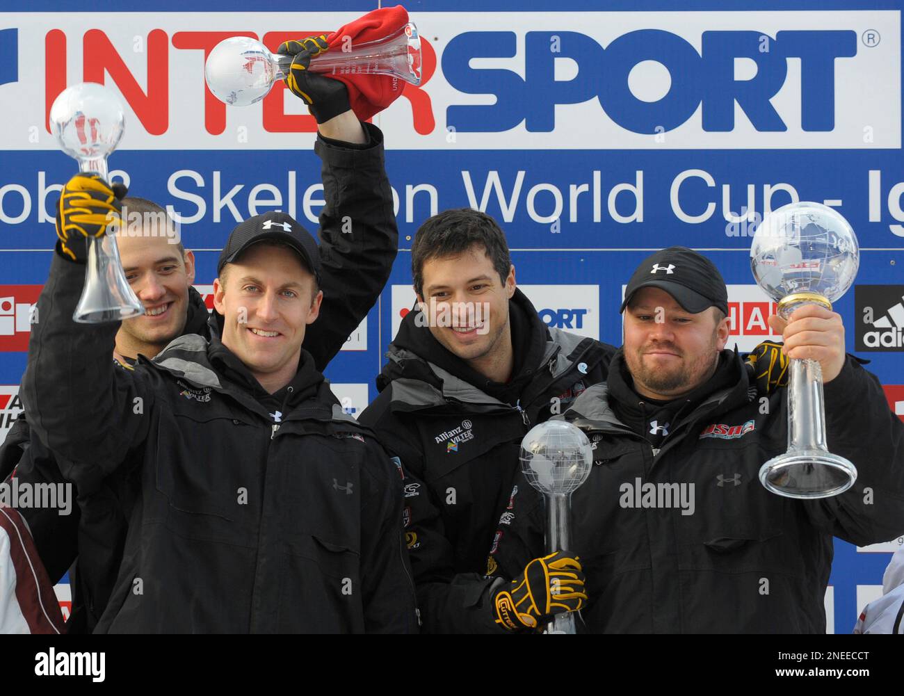Team USA 1 with Curtis Tomasevicz, Justin Olsen, Steve Mesler and pilot ...