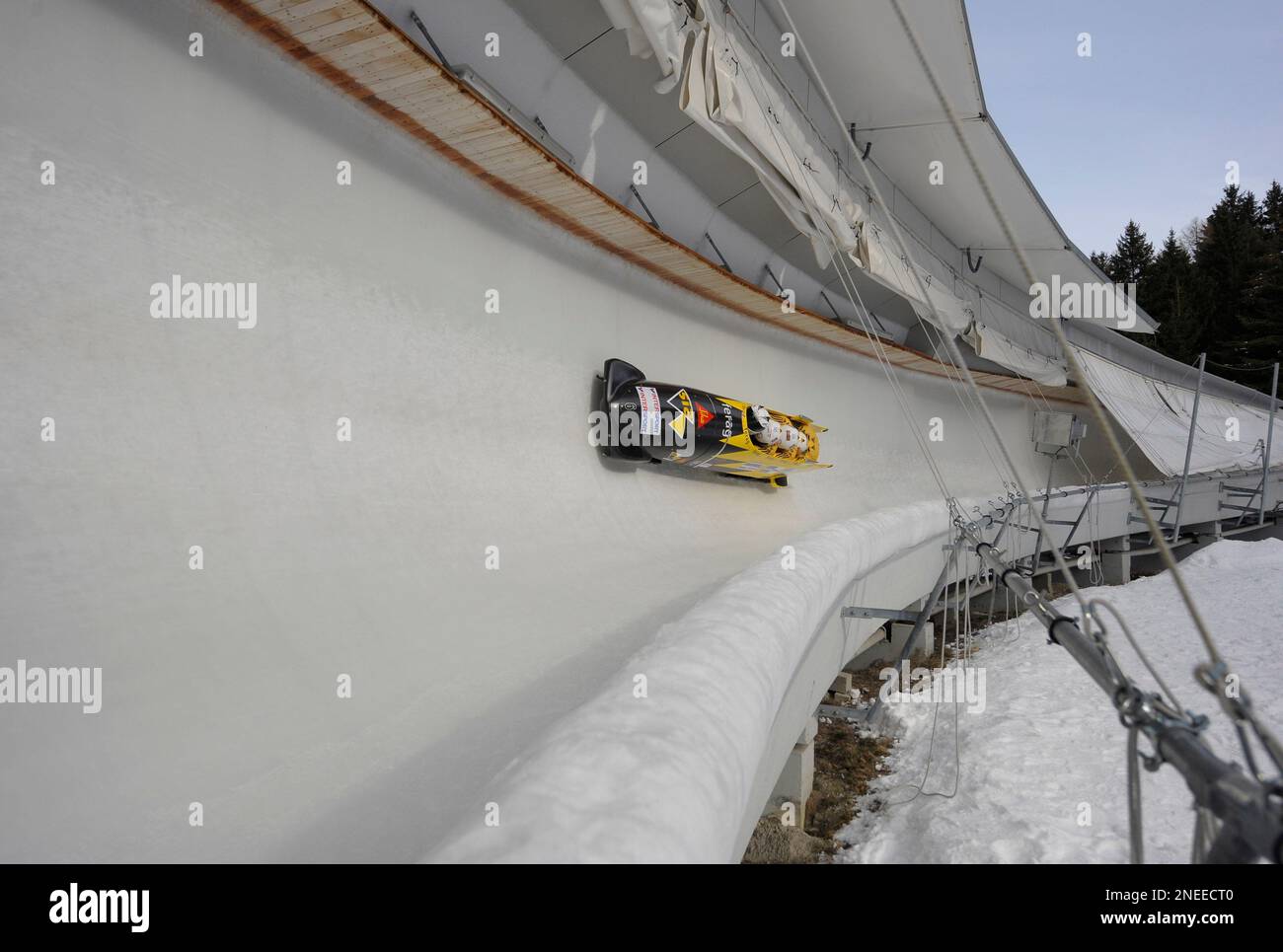 Team Swiss 1 with pilot Ivo Rueegg, Roman Handschin, Thomas Lamparter ...