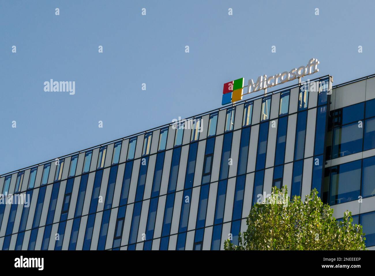 Microsoft building hi-res stock photography and images - Alamy
