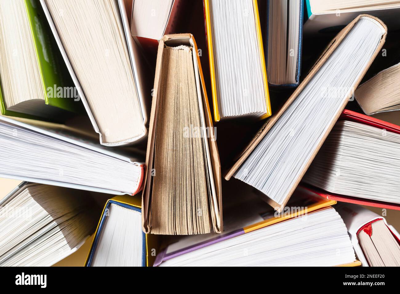 Bookshop individual hi-res stock photography and images - Alamy