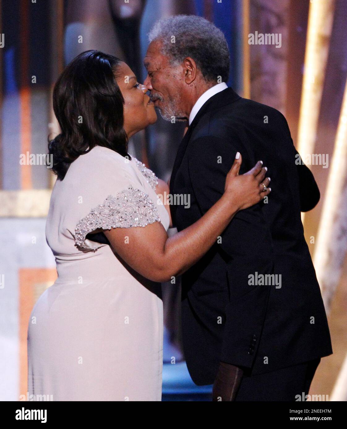 Mo'Nique accepts the award for best female actor in a supporting role ...