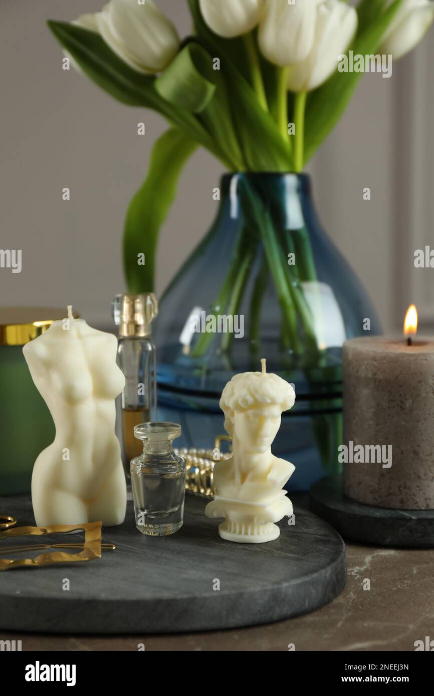 Sculptural table hi-res stock photography and images - Alamy