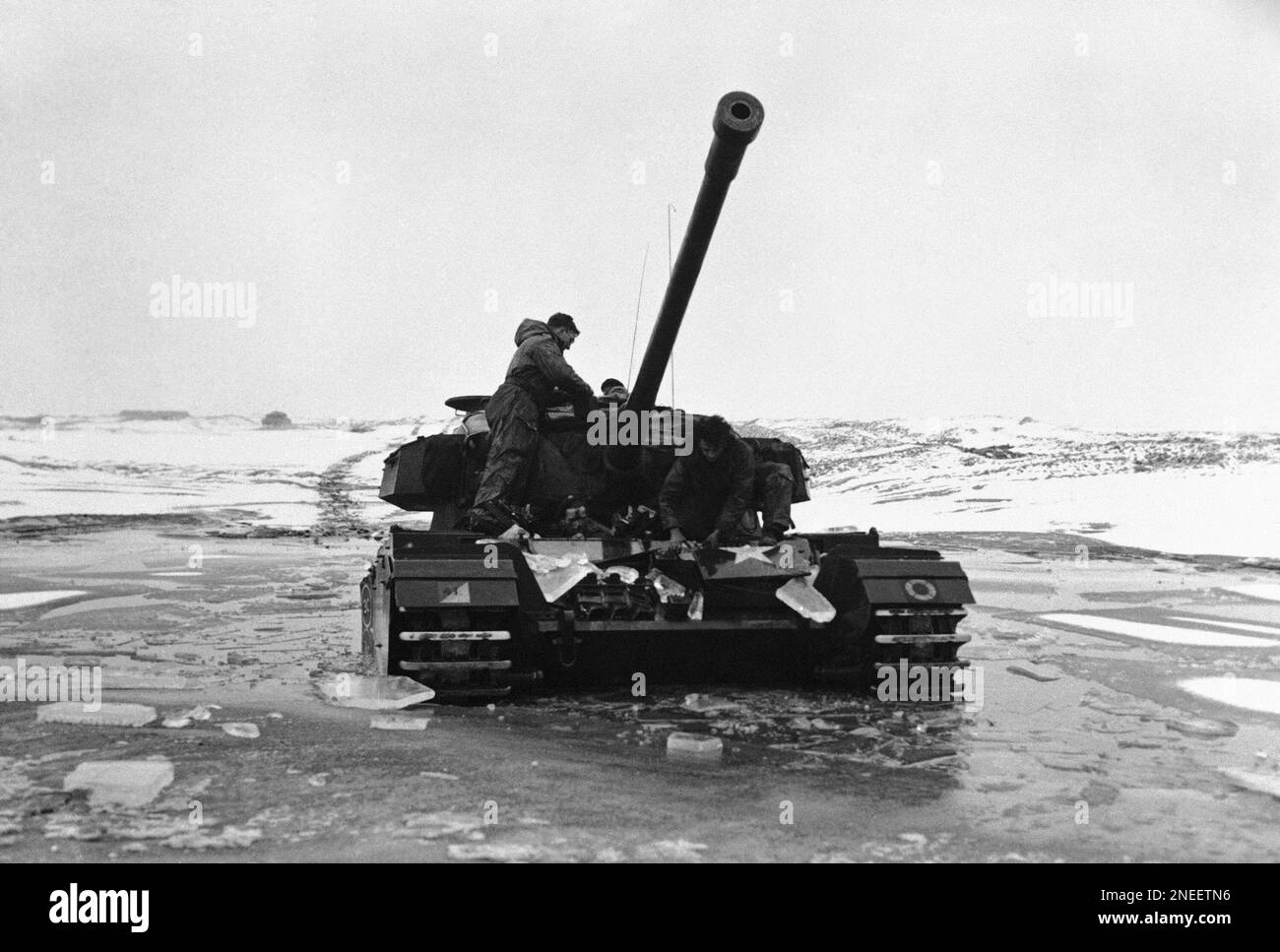 This British centurion tank manned by King?s Royal Irish Hussars finds ...