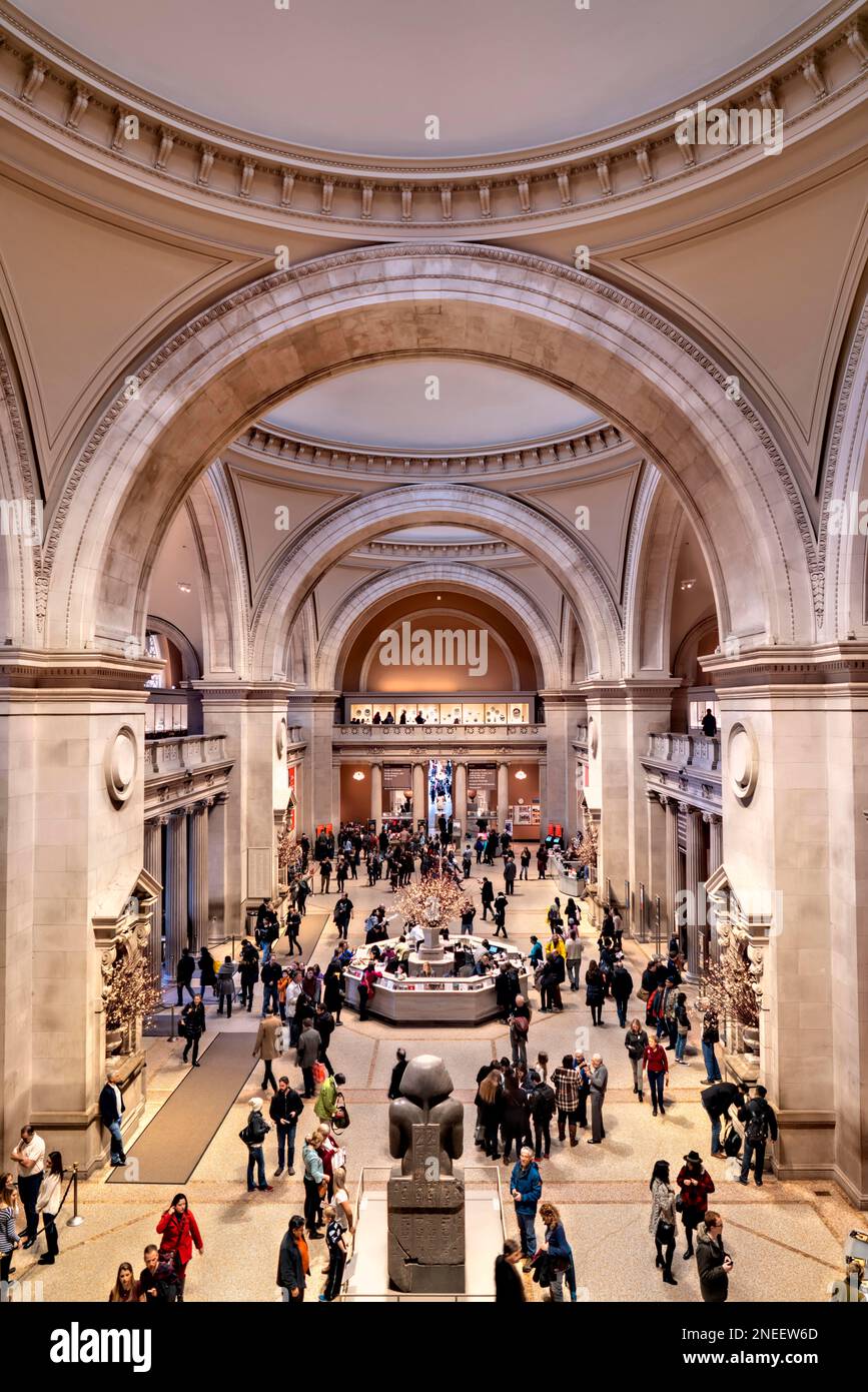 New York. Manhattan. The Metropolitan Museum MET. The Great Hall Stock ...