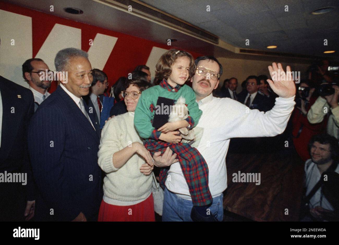 Former American hostage Terry Anderson, right, waves with his daughter ...
