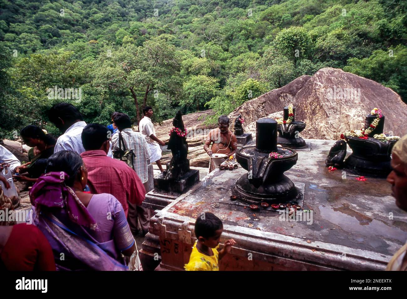 People worshipping Panchalinga in Thirumoorthy hills, Tamil Nadu, India ...