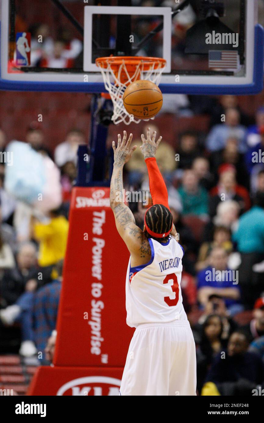 Allen Iverson Dunking On People