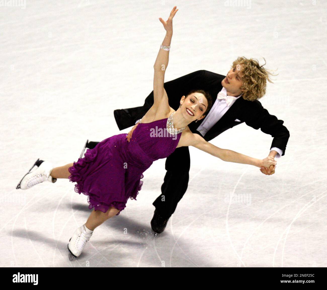 Meryl Davis and Charlie White skate during their compulsory ice dancing ...