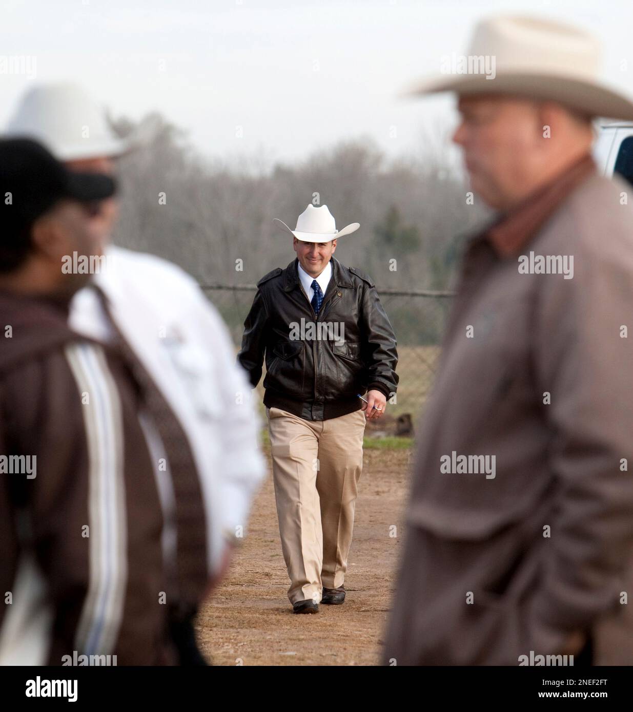 Texas Ranger Andres de la Garza surveys the scene where five family ...