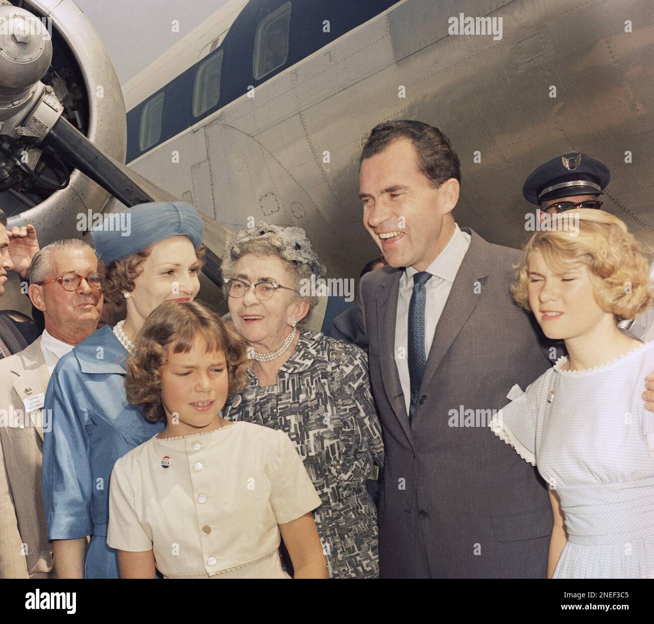 Vice president Richard Nixon arriving at Chicago Airport and being ...
